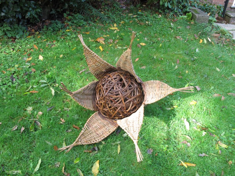 Willow – Liz Walsh Willow Sculpture & Ceramics. Exhibitions and commissions